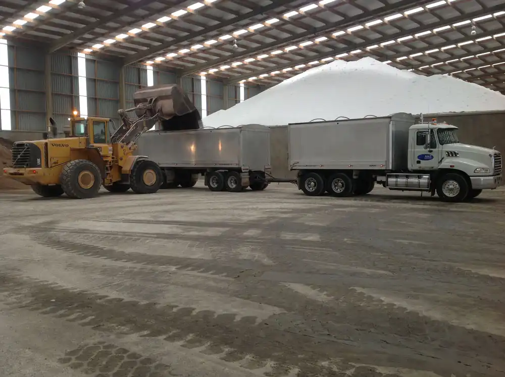 Reliable Grain Cartage | Off-Farm pick-ups & On-Farm delivery